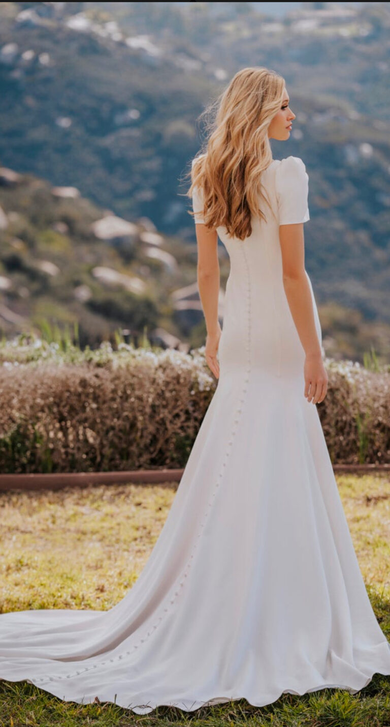 Allure Modest | Blushing Bridal Boutique | Salt Lake City - theblushingbrideboutique.com